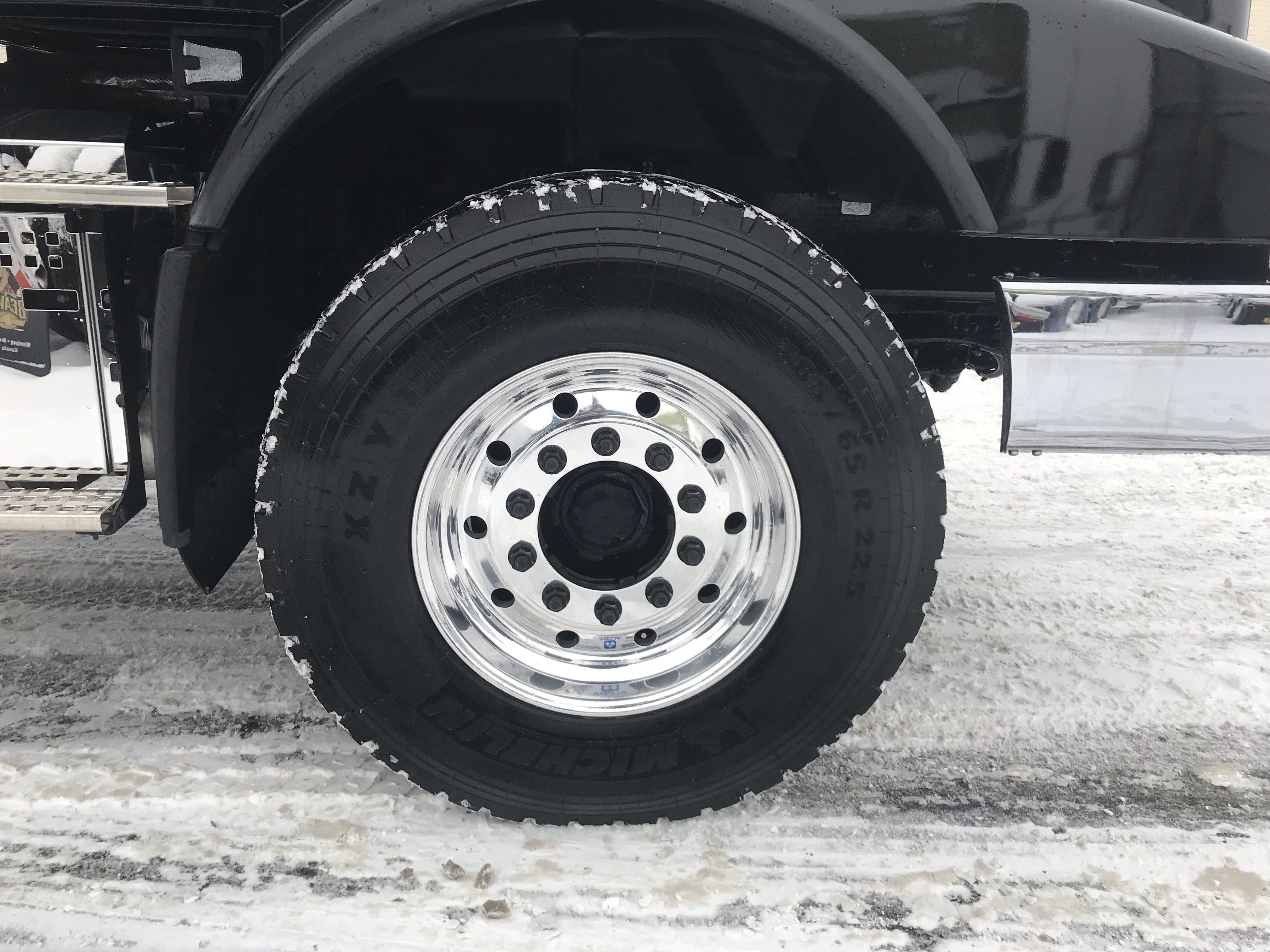 2019 VOLVO VHD64B300 (39188) – Beaver Truck Centre