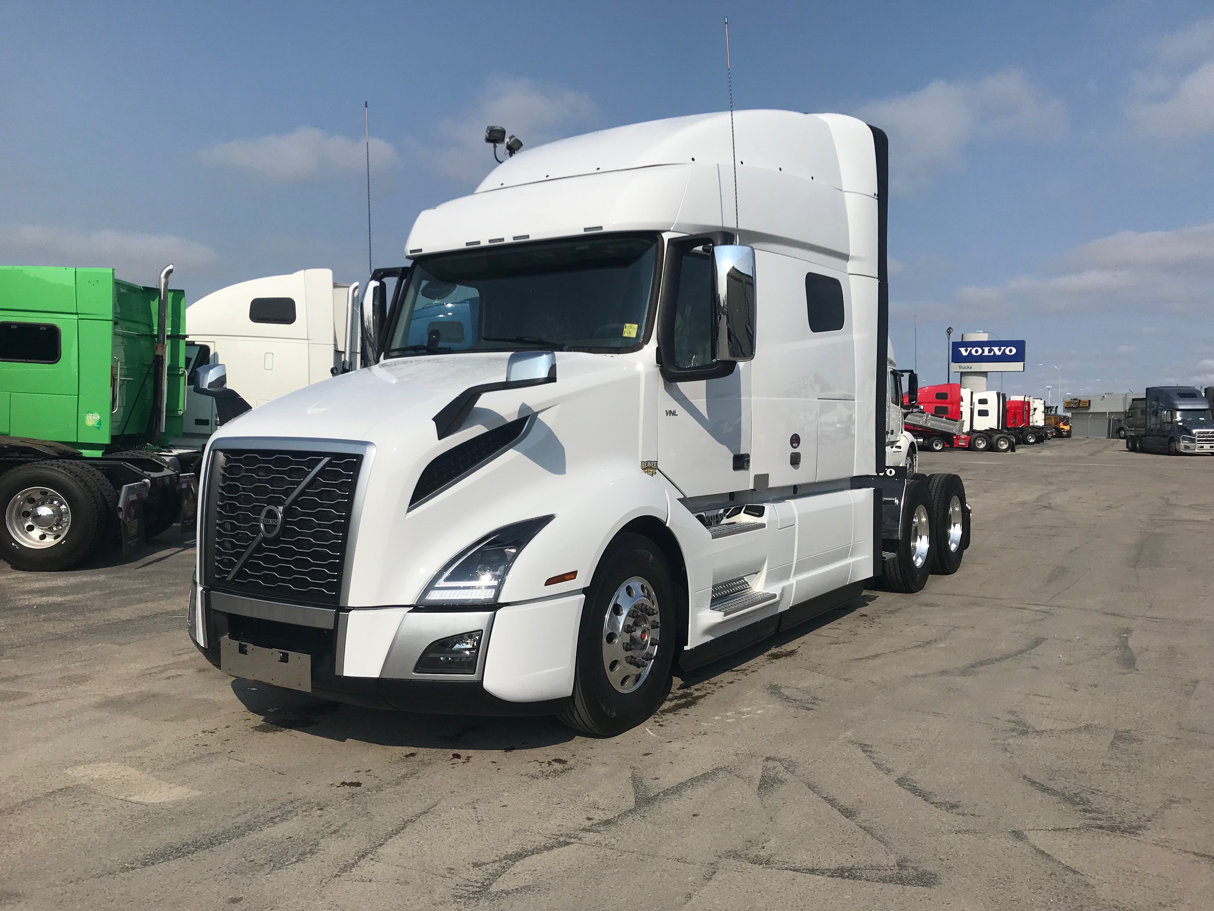 2020 VOLVO VNL64T740 CONVENTIONAL TRUCK WITH SLEEPER (40011) – Beaver ...