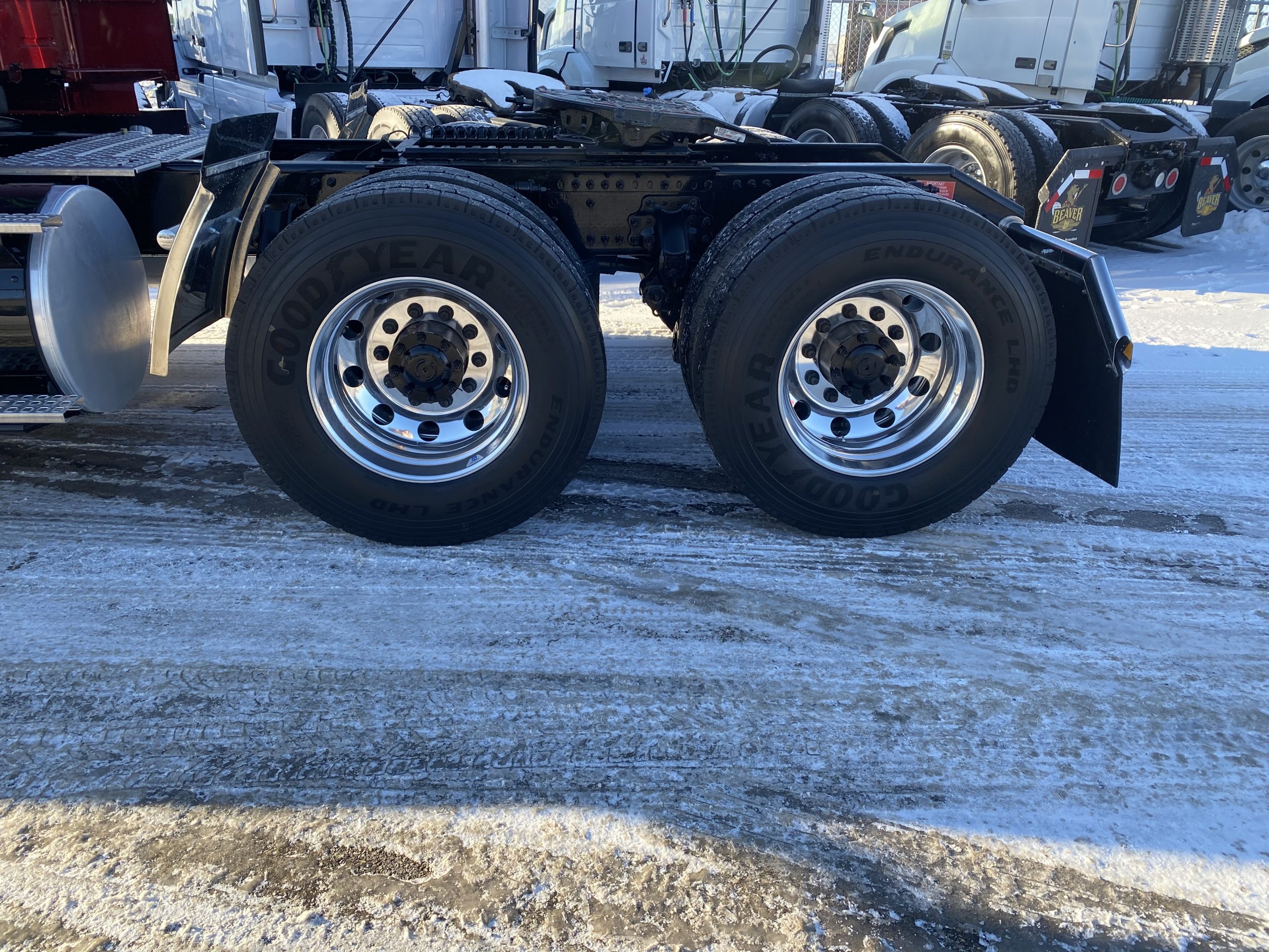 2020 VOLVO VNL64T760 CONVENTIONAL TRUCK WITH SLEEPER (40220) – Beaver ...